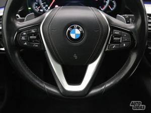Grey BMW 530 2017 in Vilnius, with an engine capacity of 3.00 L and mileage of 243 thousand km for 19799 €, photo 19 on AUTOMOTO.COM.LV