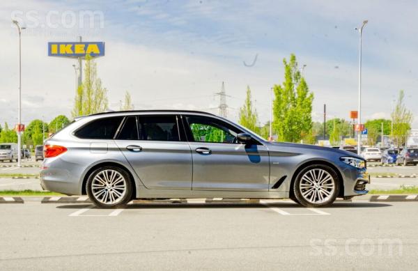 Grey BMW 530 2017 in Riga, with an engine capacity of 3.00 L and mileage of 211 thousand km for 18990 €, photo 9 on AUTOMOTO.COM.LV