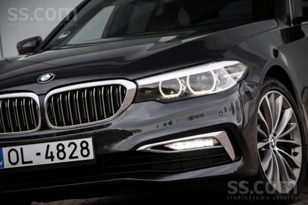 Grey BMW 530 2017 in Riga, with an engine capacity of 3.00 L and mileage of 237 thousand km for 18500 €, photo 8 on AUTOMOTO.COM.LV