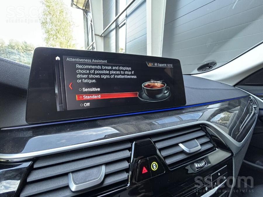 Pelēks BMW 530 2017 Talsi, ar dzinēja tilpumu 3.00 L un nobraukumu 0 tūkst. km par 17990 €, foto 27 vietnē AUTOMOTO.COM.LV