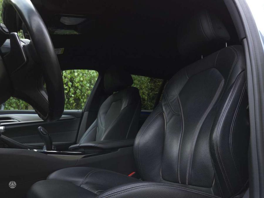 Grey BMW 530 2017 in Kaunas, with an engine capacity of 3.00 L and mileage of 279 thousand km for 19950 €, photo 12 on AUTOMOTO.COM.LV