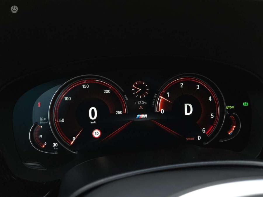 Grey BMW 530 2017 in Kaunas, with an engine capacity of 3.00 L and mileage of 279 thousand km for 19950 €, photo 18 on AUTOMOTO.COM.LV