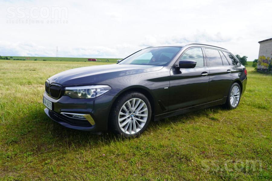 Grey BMW 530 2017 in Riga, with an engine capacity of 3.00 L and mileage of 251 thousand km for 16900 €, photo 3 on AUTOMOTO.COM.LV