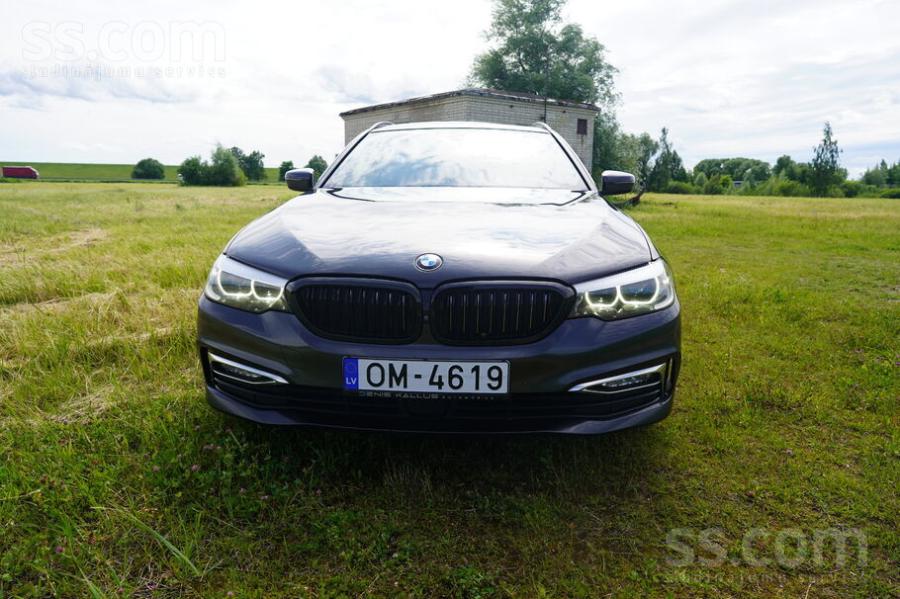 Grey BMW 530 2017 in Riga, with an engine capacity of 3.00 L and mileage of 251 thousand km for 16900 €, photo 4 on AUTOMOTO.COM.LV