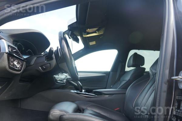 Grey BMW 530 2017 in Riga, with an engine capacity of 3.00 L and mileage of 251 thousand km for 16900 €, photo 10 on AUTOMOTO.COM.LV