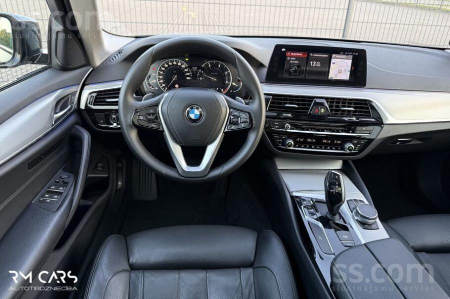 Grey BMW 530 2017 in Jelgava, with an engine capacity of 3.00 L and mileage of 0 thousand km for 16900 €, photo 11 on AUTOMOTO.COM.LV