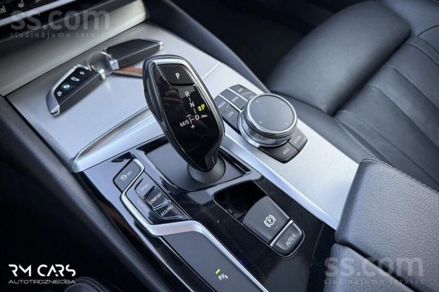 Grey BMW 530 2017 in Jelgava, with an engine capacity of 3.00 L and mileage of 0 thousand km for 16900 €, photo 23 on AUTOMOTO.COM.LV