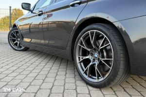 Grey BMW 530 2017 in Jelgava, with an engine capacity of 3.00 L and mileage of 249 thousand km for 16900 €, photo 8 on AUTOMOTO.COM.LV