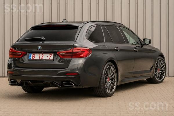 Grey BMW 530 2017 in Tukums, with an engine capacity of 3.00 L and mileage of 218 thousand km for 18900 €, photo 3 on AUTOMOTO.COM.LV