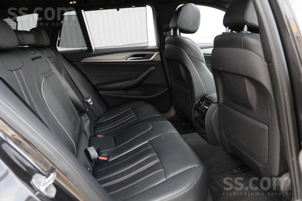 Grey BMW 530 2017 in Tukums, with an engine capacity of 3.00 L and mileage of 218 thousand km for 18900 €, photo 9 on AUTOMOTO.COM.LV
