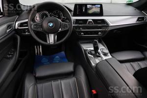 Grey BMW 530 2017 in Tukums, with an engine capacity of 3.00 L and mileage of 218 thousand km for 18900 €, photo 16 on AUTOMOTO.COM.LV