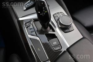 Grey BMW 530 2017 in Tukums, with an engine capacity of 3.00 L and mileage of 218 thousand km for 18900 €, photo 28 on AUTOMOTO.COM.LV