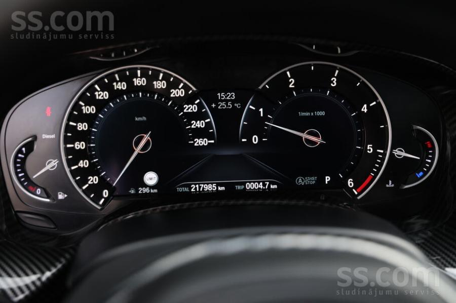 Grey BMW 530 2017 in Tukums, with an engine capacity of 3.00 L and mileage of 218 thousand km for 18900 €, photo 30 on AUTOMOTO.COM.LV