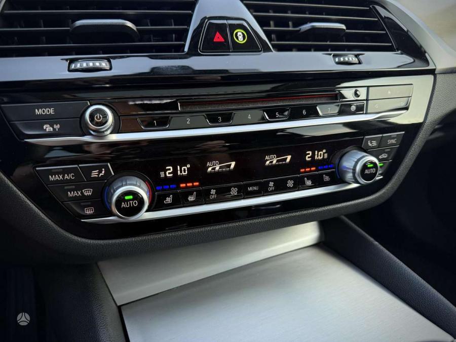 Pelēks BMW 530 2017 Joniškis, ar dzinēja tilpumu 2.99 L un nobraukumu 249 tūkst. km par 16700 €, foto 20 vietnē AUTOMOTO.COM.LV