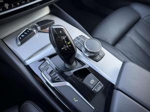 Pelēks BMW 530 2017 Joniškis, ar dzinēja tilpumu 2.99 L un nobraukumu 249 tūkst. km par 16700 €, foto 23 vietnē AUTOMOTO.COM.LV