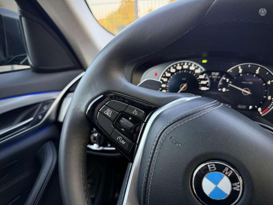 Pelēks BMW 530 2017 Joniškis, ar dzinēja tilpumu 2.99 L un nobraukumu 249 tūkst. km par 16700 €, foto 25 vietnē AUTOMOTO.COM.LV