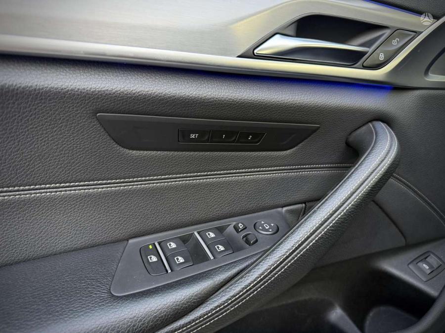 Pelēks BMW 530 2017 Joniškis, ar dzinēja tilpumu 2.99 L un nobraukumu 249 tūkst. km par 16700 €, foto 29 vietnē AUTOMOTO.COM.LV