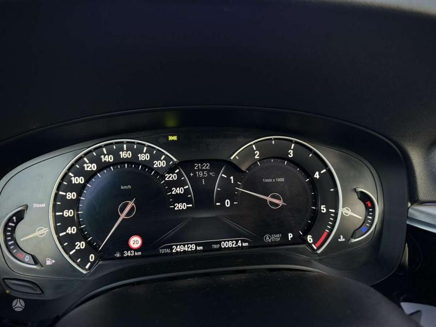 Pelēks BMW 530 2017 Joniškis, ar dzinēja tilpumu 2.99 L un nobraukumu 249 tūkst. km par 16700 €, foto 30 vietnē AUTOMOTO.COM.LV