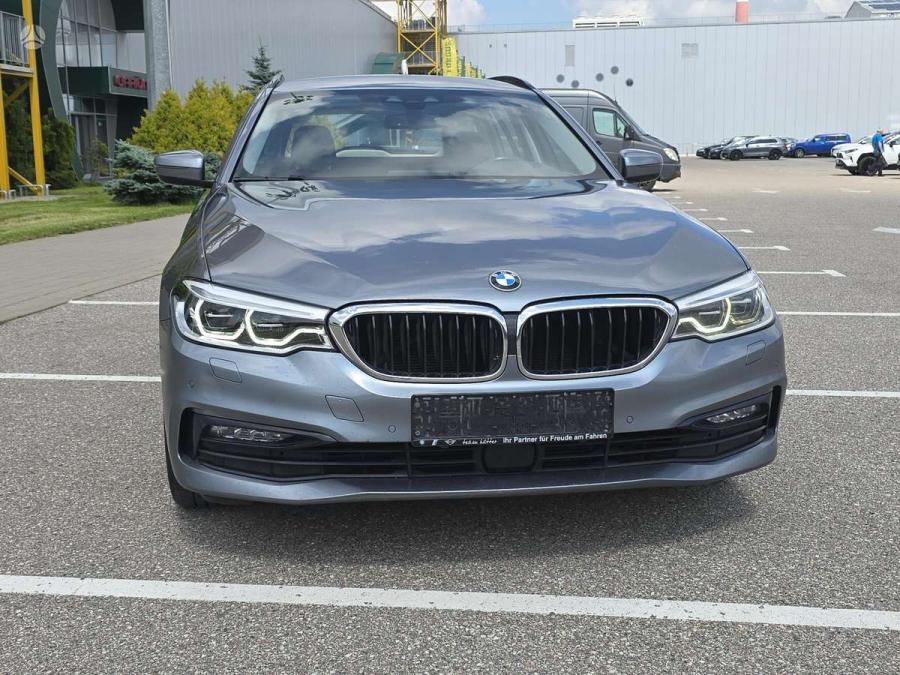 Pelēks BMW 530 2017 Viļņa, ar dzinēja tilpumu 2.99 L un nobraukumu 320 tūkst. km par 14800 €, foto 6 vietnē AUTOMOTO.COM.LV