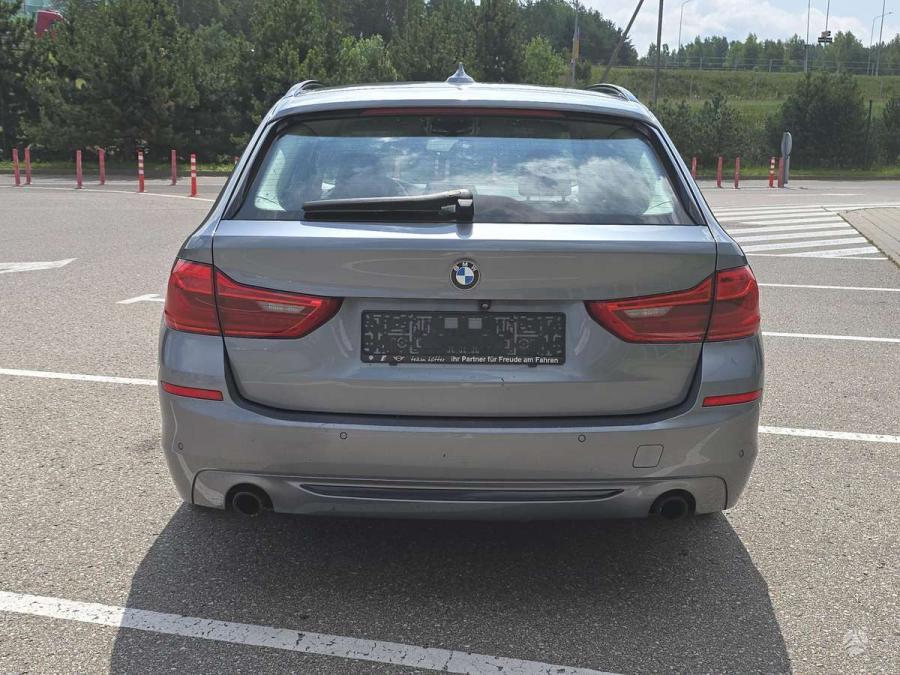 Pelēks BMW 530 2017 Viļņa, ar dzinēja tilpumu 2.99 L un nobraukumu 320 tūkst. km par 14800 €, foto 7 vietnē AUTOMOTO.COM.LV