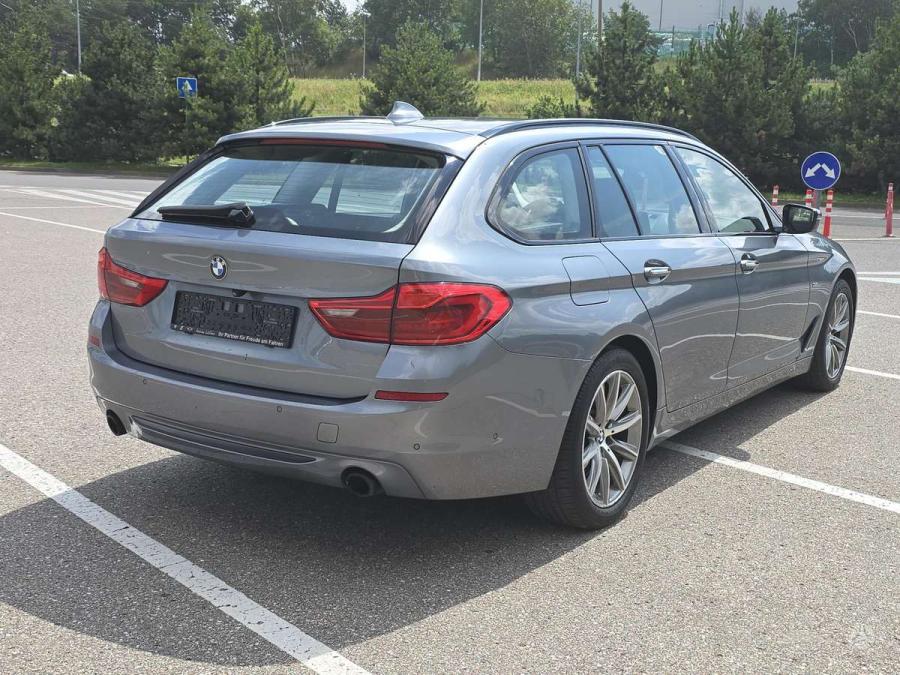 Pelēks BMW 530 2017 Viļņa, ar dzinēja tilpumu 2.99 L un nobraukumu 320 tūkst. km par 14800 €, foto 8 vietnē AUTOMOTO.COM.LV