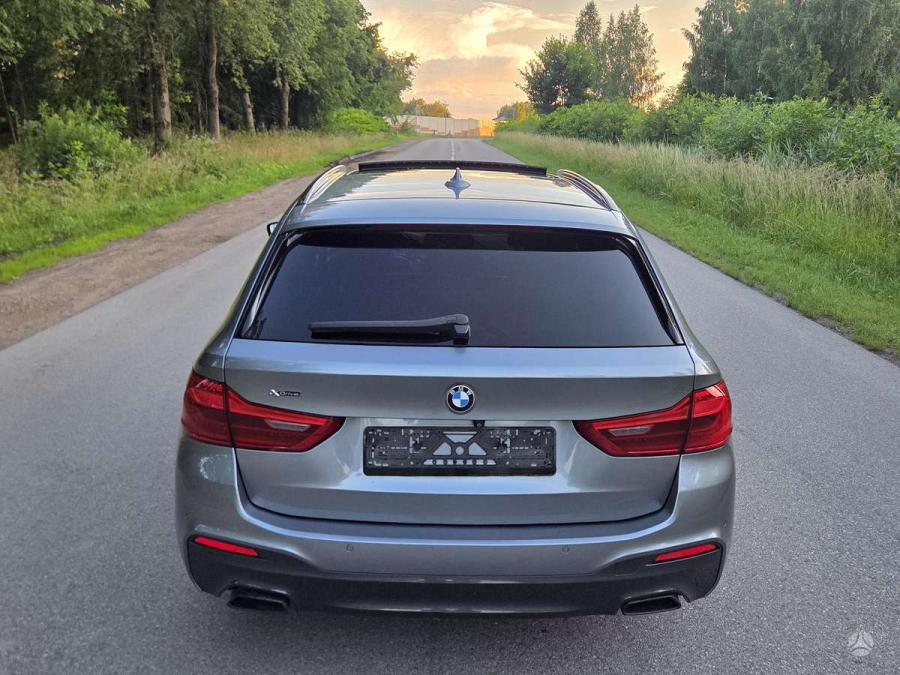 Grey BMW 530 2017 in Kaunas, with an engine capacity of 2.99 L and mileage of 255 thousand km for 20989 €, photo 7 on AUTOMOTO.COM.LV