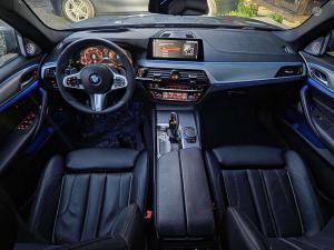 Grey BMW 530 2017 in Kaunas, with an engine capacity of 2.99 L and mileage of 255 thousand km for 20989 €, photo 30 on AUTOMOTO.COM.LV