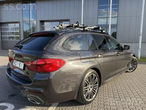 Grey BMW 530 2017 in Riga, with an engine capacity of 3.00 L and mileage of 275 thousand km for 18999 €, photo 8 on AUTOMOTO.COM.LV