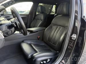 Grey BMW 530 2017 in Riga, with an engine capacity of 3.00 L and mileage of 275 thousand km for 18999 €, photo 14 on AUTOMOTO.COM.LV