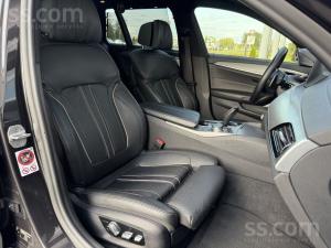 Grey BMW 530 2017 in Riga, with an engine capacity of 3.00 L and mileage of 275 thousand km for 18999 €, photo 15 on AUTOMOTO.COM.LV