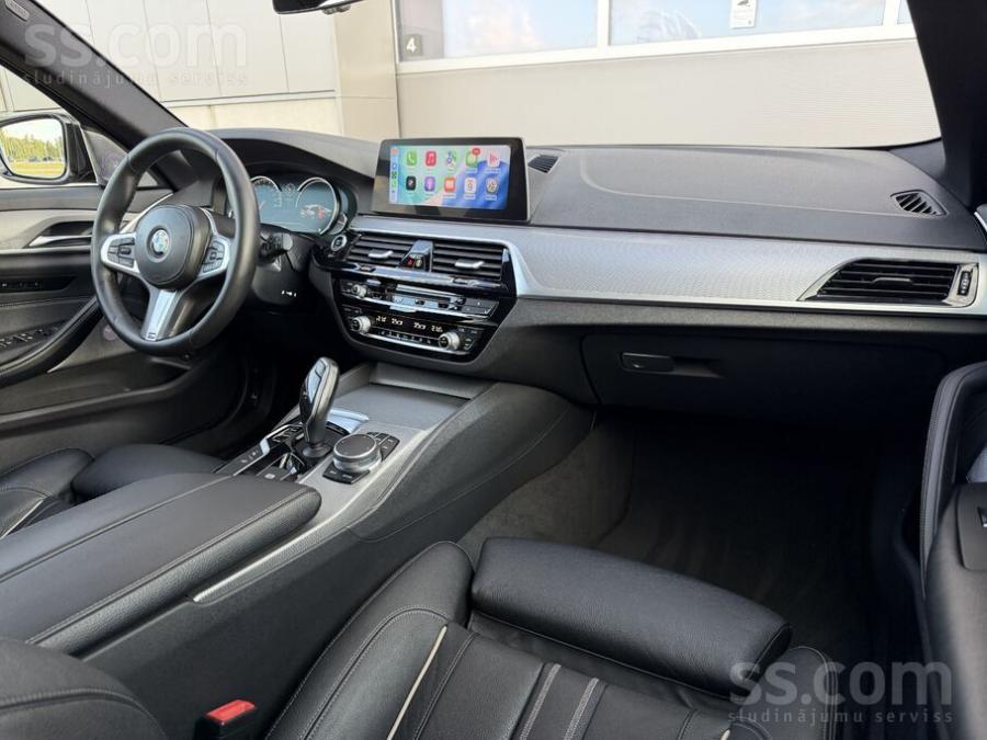 Grey BMW 530 2017 in Riga, with an engine capacity of 3.00 L and mileage of 275 thousand km for 18999 €, photo 17 on AUTOMOTO.COM.LV