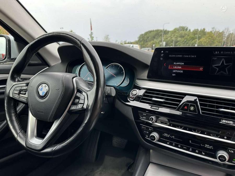 Pelēks BMW 530 2017 Klaipėda, ar dzinēja tilpumu 2.99 L un nobraukumu 300 tūkst. km par 16000 €, foto 38 vietnē AUTOMOTO.COM.LV