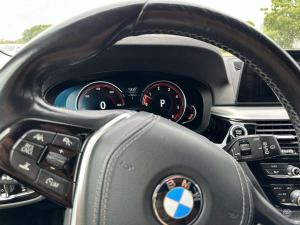 Pelēks BMW 530 2017 Klaipėda, ar dzinēja tilpumu 2.99 L un nobraukumu 300 tūkst. km par 16000 €, foto 39 vietnē AUTOMOTO.COM.LV
