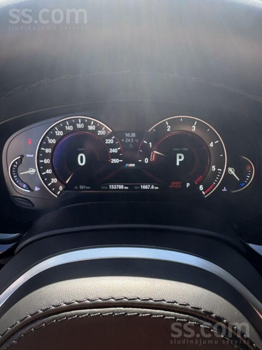 Grey BMW 530 2017 in Riga, with an engine capacity of 3.00 L and mileage of 153 thousand km for 20000 €, photo 13 on AUTOMOTO.COM.LV