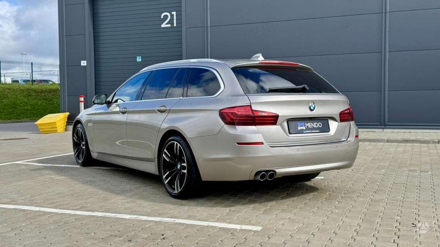 Grey BMW 530 2017 in Vilnius, with an engine capacity of 2.99 L and mileage of 235 thousand km for 13990 €, photo 5 on AUTOMOTO.COM.LV