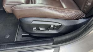 Grey BMW 530 2017 in Vilnius, with an engine capacity of 2.99 L and mileage of 235 thousand km for 13990 €, photo 17 on AUTOMOTO.COM.LV