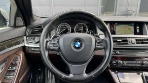 Grey BMW 530 2017 in Vilnius, with an engine capacity of 2.99 L and mileage of 235 thousand km for 13990 €, photo 26 on AUTOMOTO.COM.LV