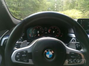 Grey BMW 530 2017 in Aluksne, with an engine capacity of 3.00 L and mileage of 296 thousand km for 19300 €, photo 7 on AUTOMOTO.COM.LV