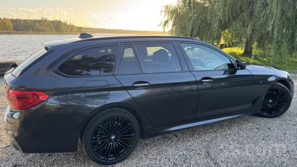 BMW 530 2017 in Riga on AUTOMOTO.COM.LV Grey BMW 530 2017 in Riga, with an engine capacity of 3.00 L and mileage of 316 thousand km for 21500 €, photo 5 on AUTOMOTO.COM.LV