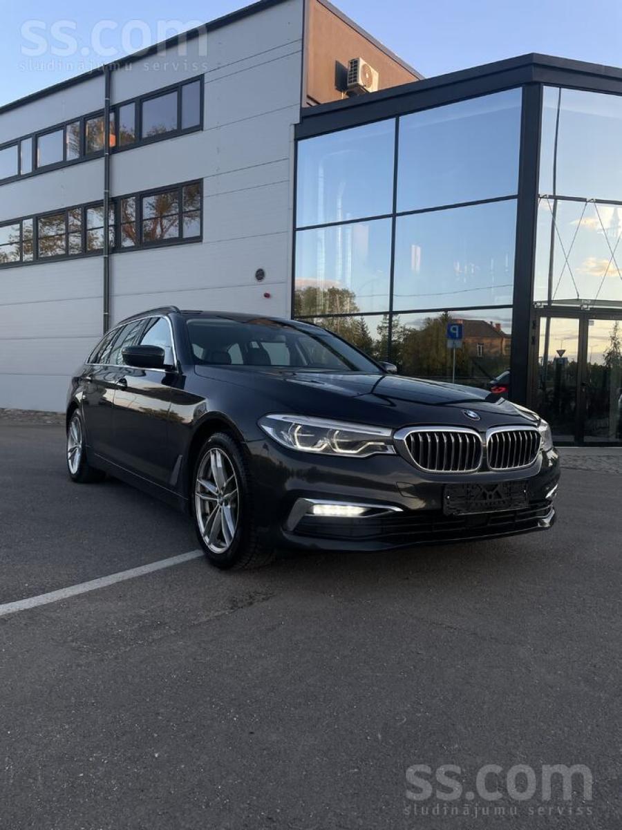 Grey BMW 530 2018 in Daugavpils, with an engine capacity of 3.00 L and mileage of 250 thousand km for 20000 €, photo 2 on AUTOMOTO.COM.LV