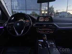 Grey BMW 530 2018 in Daugavpils, with an engine capacity of 3.00 L and mileage of 250 thousand km for 20000 €, photo 7 on AUTOMOTO.COM.LV