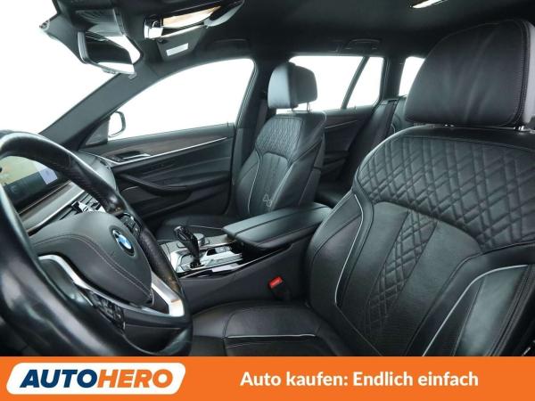 Grey BMW 530 2018 in Kaunas, with an engine capacity of 3.00 L and mileage of 89 thousand km for 32496 €, photo 10 on AUTOMOTO.COM.LV
