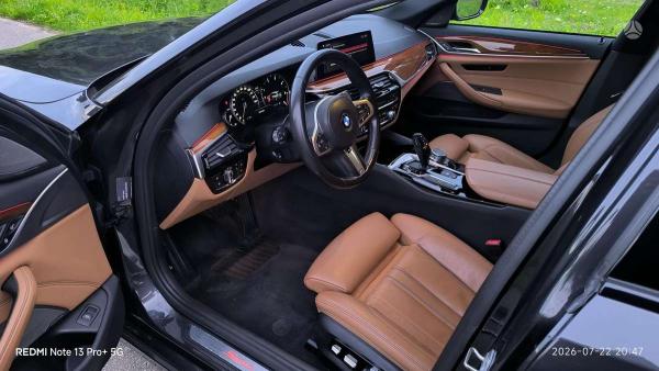Grey BMW 530 2018 in Vilnius, with an engine capacity of 2.99 L and mileage of 218 thousand km for 14990 €, photo 8 on AUTOMOTO.COM.LV