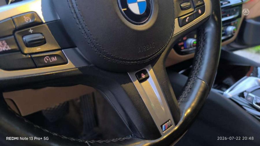 Grey BMW 530 2018 in Vilnius, with an engine capacity of 2.99 L and mileage of 218 thousand km for 14990 €, photo 10 on AUTOMOTO.COM.LV