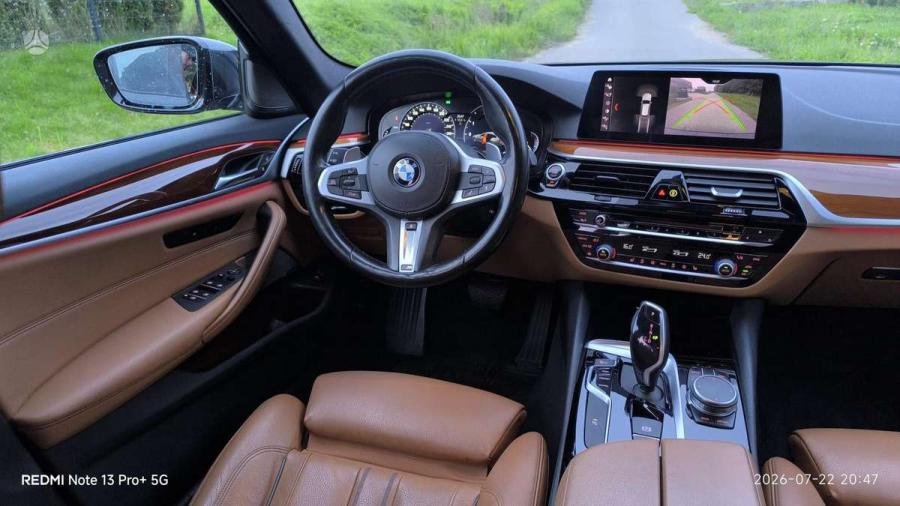 Grey BMW 530 2018 in Vilnius, with an engine capacity of 2.99 L and mileage of 218 thousand km for 14990 €, photo 15 on AUTOMOTO.COM.LV