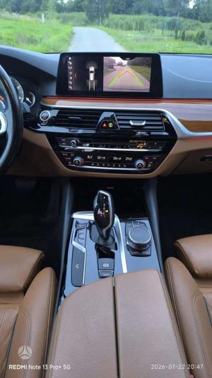 Grey BMW 530 2018 in Vilnius, with an engine capacity of 2.99 L and mileage of 218 thousand km for 14990 €, photo 19 on AUTOMOTO.COM.LV