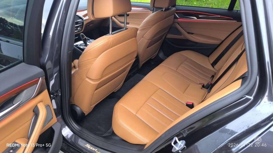 Grey BMW 530 2018 in Vilnius, with an engine capacity of 2.99 L and mileage of 218 thousand km for 14990 €, photo 21 on AUTOMOTO.COM.LV