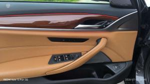 Grey BMW 530 2018 in Vilnius, with an engine capacity of 2.99 L and mileage of 218 thousand km for 14990 €, photo 25 on AUTOMOTO.COM.LV