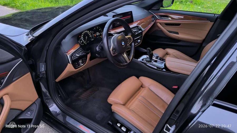 Grey BMW 530 2018 in Vilnius, with an engine capacity of 2.99 L and mileage of 218 thousand km for 14990 €, photo 30 on AUTOMOTO.COM.LV