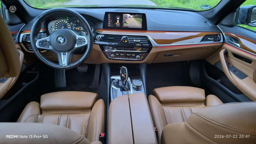 Grey BMW 530 2018 in Vilnius, with an engine capacity of 2.99 L and mileage of 218 thousand km for 14990 €, photo 31 on AUTOMOTO.COM.LV